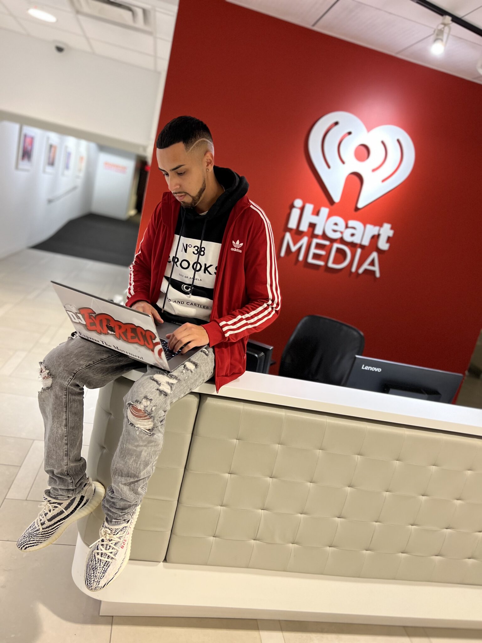 DJ Express Is Making Waves With His Unique Music Style - TechBullion