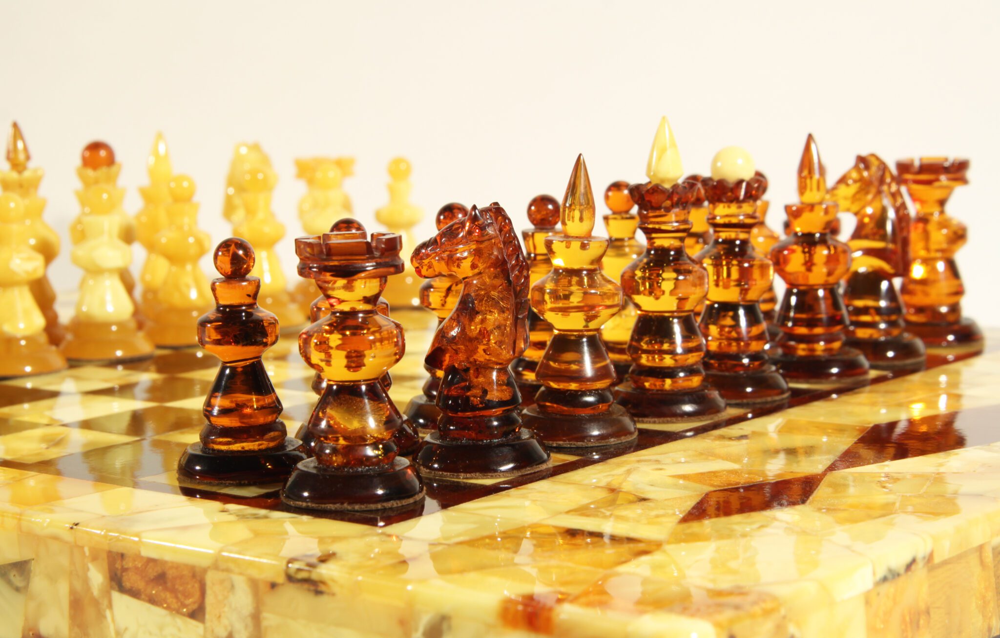 Amber chess