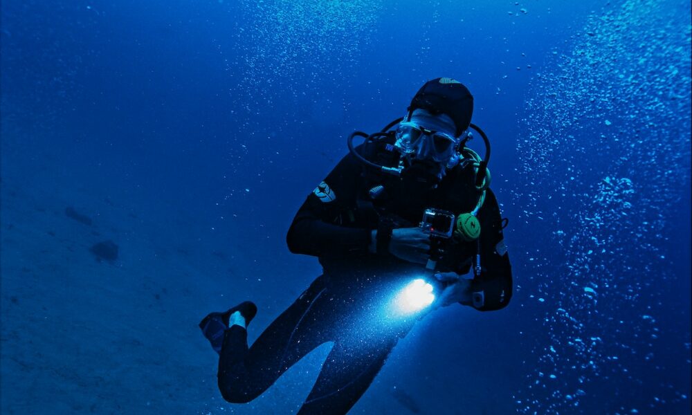Dive into Scotland’s Underworld – A Beginner’s Guide to Scuba Diving ...