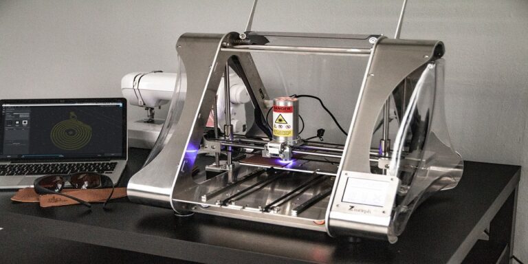 Understanding the Key Components of a 3D Printer and How They Function ...