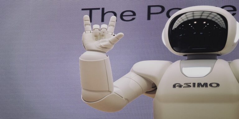 Generative AI vs Normal AI: Understanding the Key Differences - TechBullion