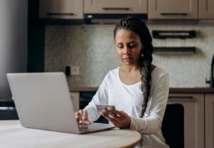 Digital Wallets vs. Physical Cards: Navigating the Future of Payments ...