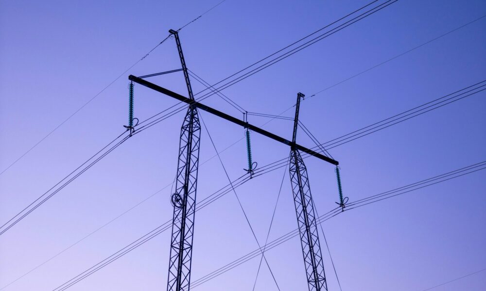 4 Cool Ways Technology is Used to Run a Power Grid - TechBullion