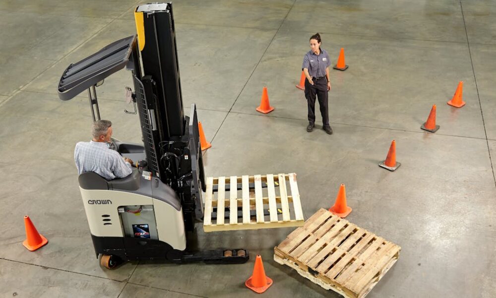 6 Essential Tips During Forklift Training - TechBullion