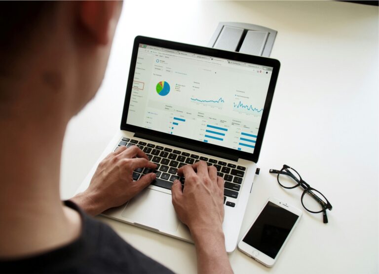 Top Digital Solutions to Streamline Business Operations in 2025 ...