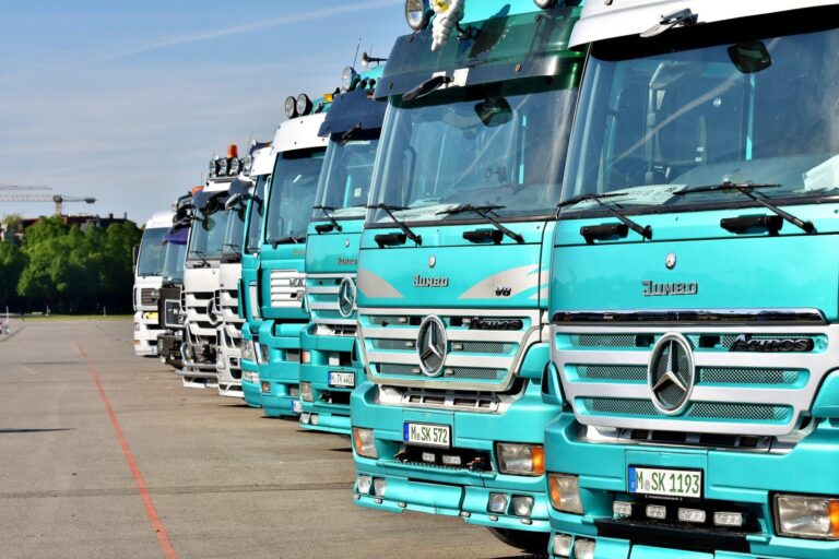 A Complete Guide to Different Types of Commercial Vehicles - TechBullion