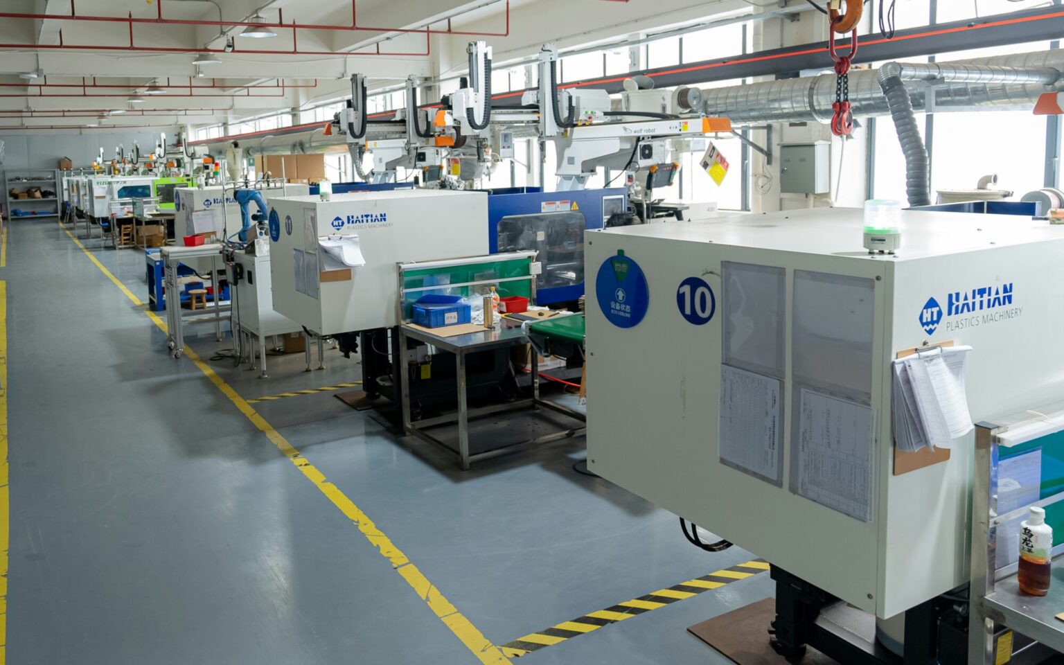 A Complete Guide to Purging Compounds in Injection Molding - TechBullion