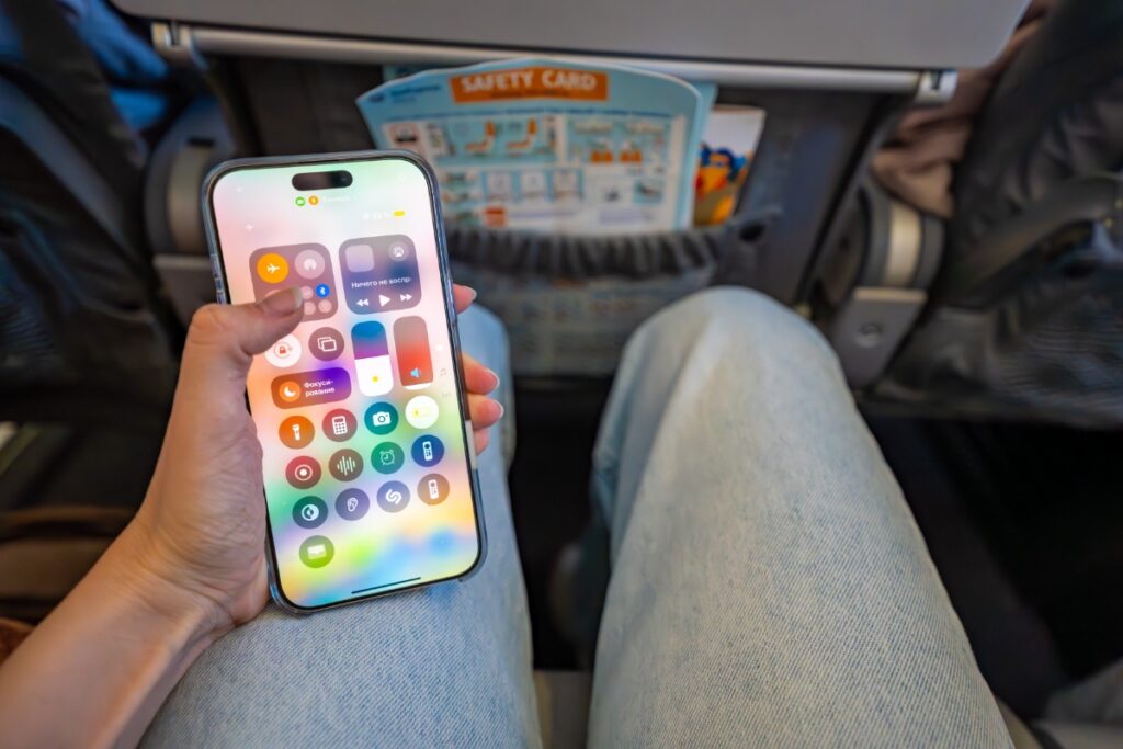The airplane mode toggle that can refresh your iPhone or Android signal ...